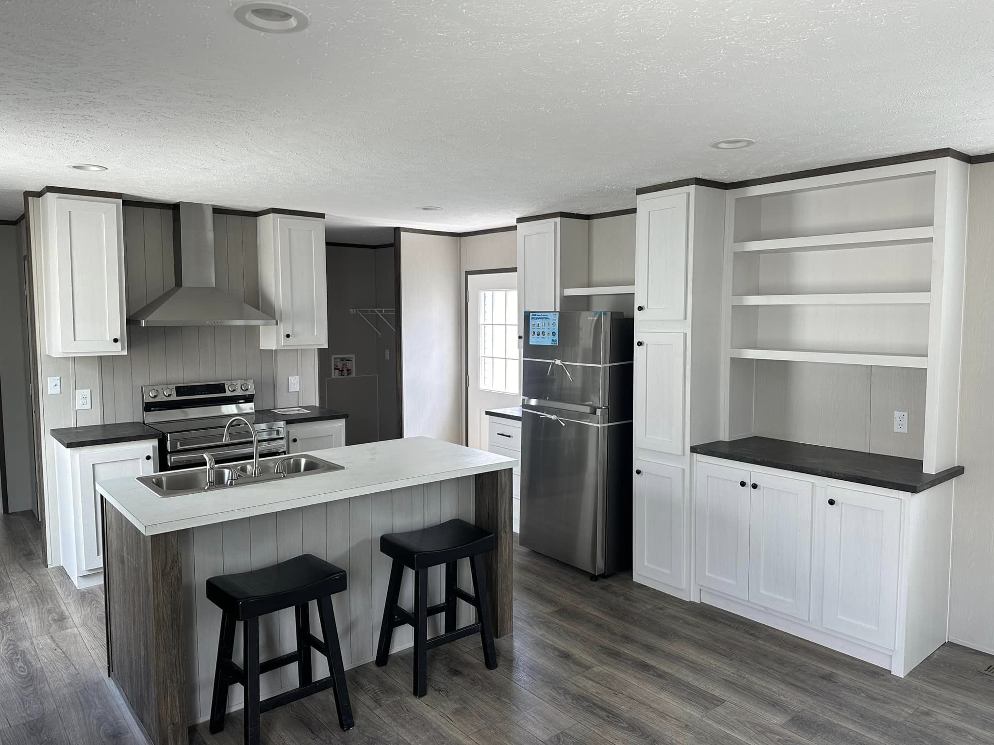 Giles The Essence Manufactured Home - Red Rock Homes