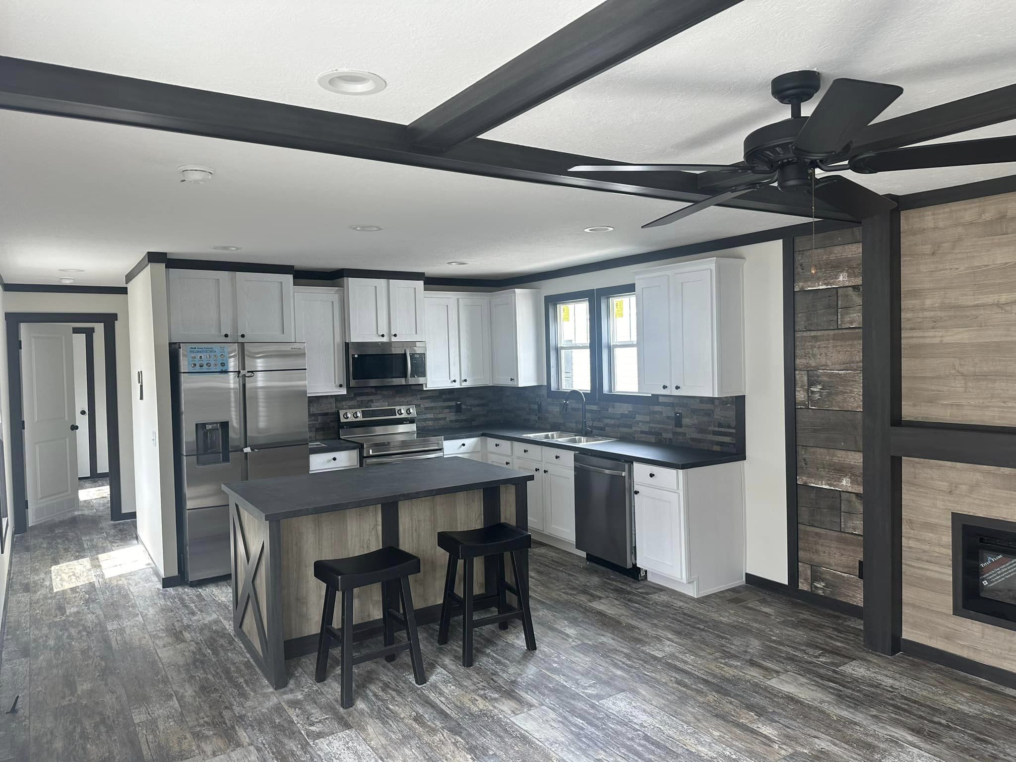 Clayton Homes Baby Boujee Manufactured Home - Red Rock Homes
